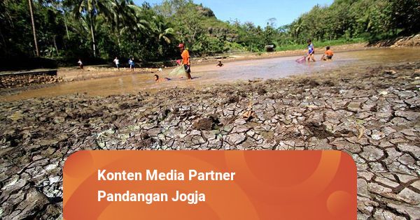 Kekeringan di Gunungkidul Terus Meluas, 350 Dusun Darurat Air | kumparan.com